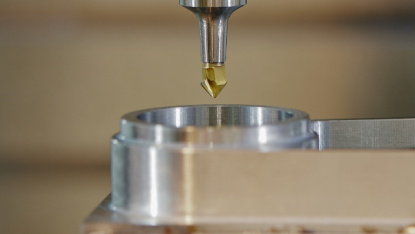 Case Study: Oil Mists Extraction in CNC Machining - HFiltration